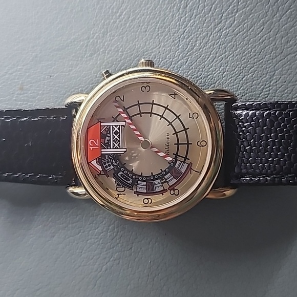 Valdawn | Accessories | Vintage Valdawn Train Wristwatch | Poshmark